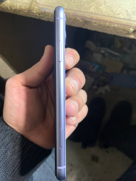 iPhone 11 sotiladi