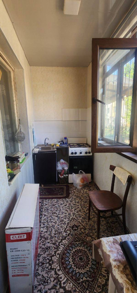 Продаётся Квартира Юнусабад 6кв 1/1/4