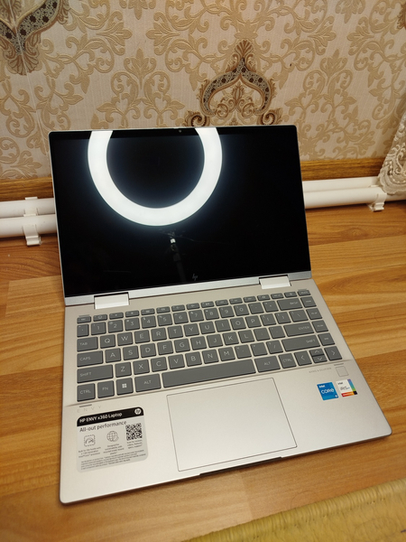 HP Envy 14 Intel Core i5 13Го поколения с сенсорным экраном 360°