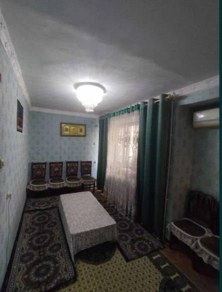 Продаётся 2 Комнатная на Ракат 3 этаж