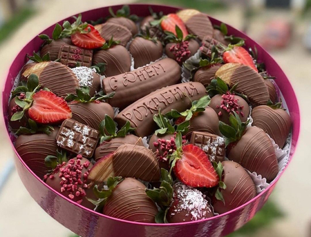 Chocoberry клубника с шоколадом