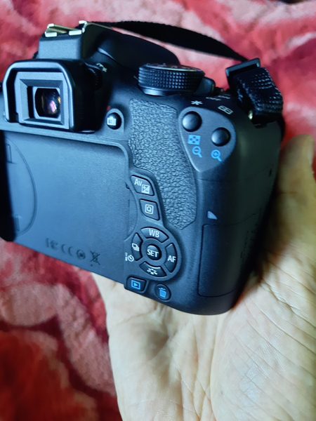 Фото апарат canon EOS 750D сотилади