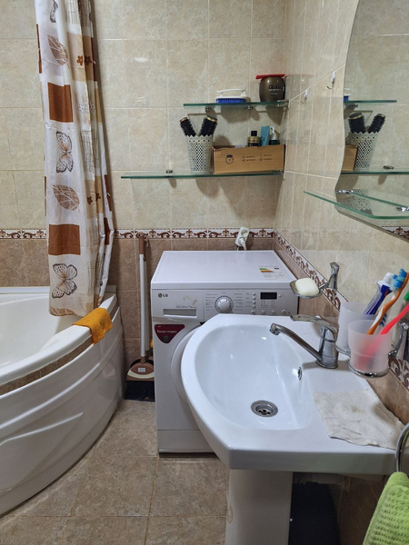 Ijara oilaga 2xona qilingan 400ye.G.Gulom metro.Ganga.Sebzor.Rieltor%