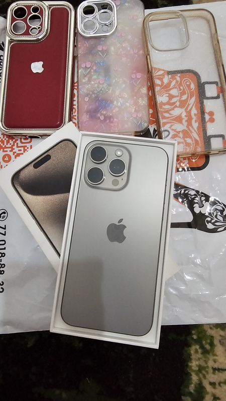 Iphone 15 pro max 256 gb. Titanium.