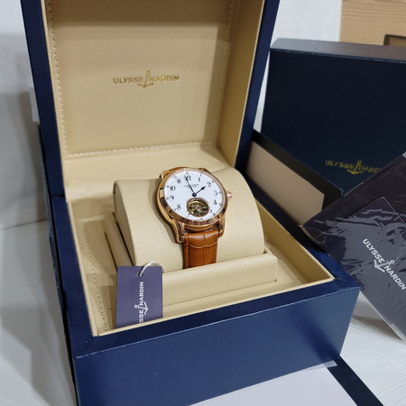 Ulysse Nardin automatic Супер скидка 50%