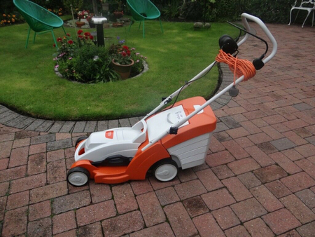 АКЦИЯ! Электрическая газонокосилка STIHL RME 339