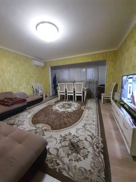 Продаётся 3х комнатная на Карасу-3