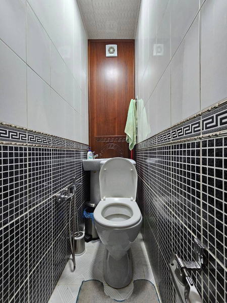 Продается шикарная квартира! Академ городок. 2/4/4  55м².  Кирпич.
