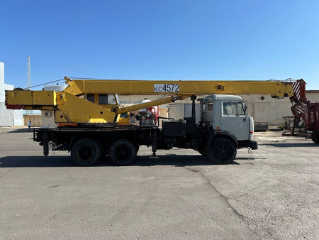 Автокран KAMAZ KC4572
