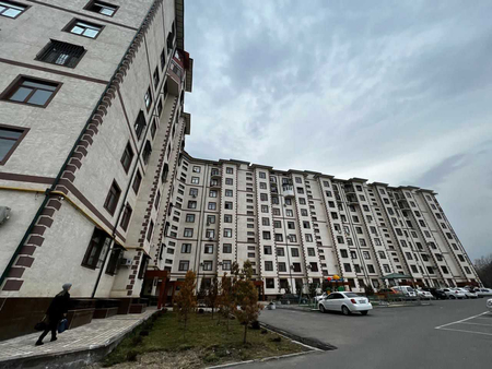Продаётся 4/2/9 квартира Ориентир: Ахмад Дониш ТРЦ 