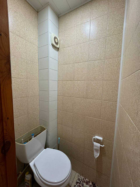 2 xonali 4-qavat 4 qavatli ponelniy dom 65m²