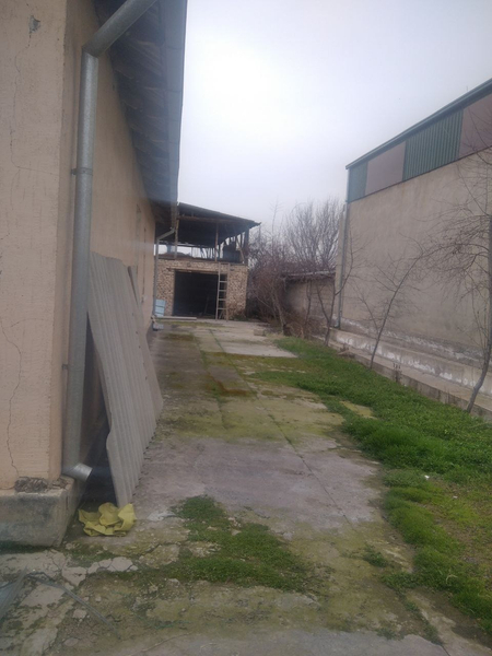 Yer sotiladi 10 sotix