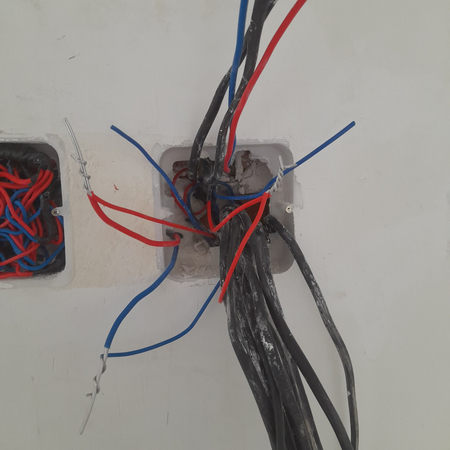 Arzon va sifatli elektromontaj hizmatlari