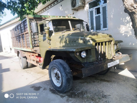 Ural zil naqtga sotiladi