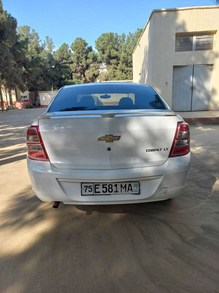 Cobalt rusumli transport vositasi