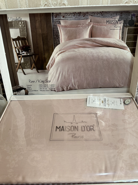 Постельное белье от Maison D'or