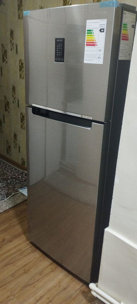 Продаётся холодильник Самсунг