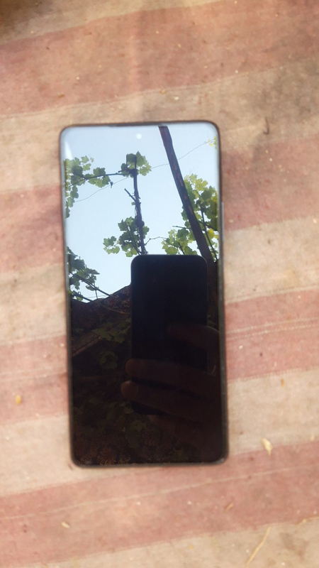 Xiomi 11t 8+8/128 gb sotiladi narhi 128 aybi rasimda