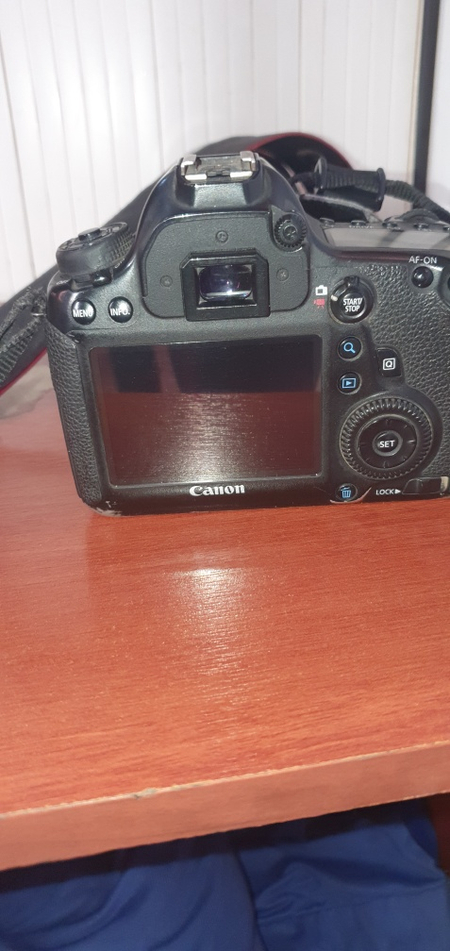 Canon 6d 2 та бодий 1 та 70-200 объектив 1 та 24-105 объектив + спишка