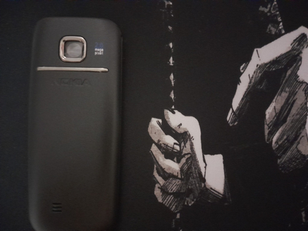 Assalom alekum telefon sotiladi original Nokia 2700 classic imeidan ut