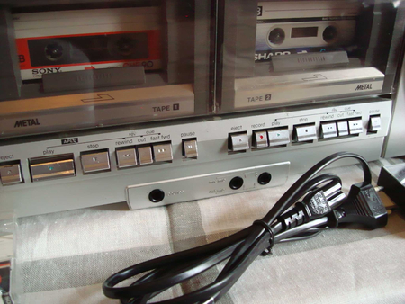 SHARP GF- 575 Z (SL). 1983 год  Made in Japan.