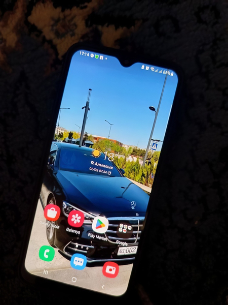 Samsung A20 kar dok bor