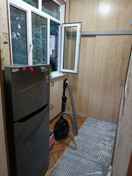 Sroshno Arenda  Targoviy sentr  2/3/4. 370&