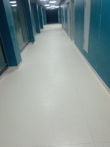Linoleum ustanovka