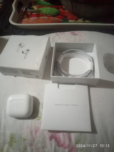 Продам AirPods бу