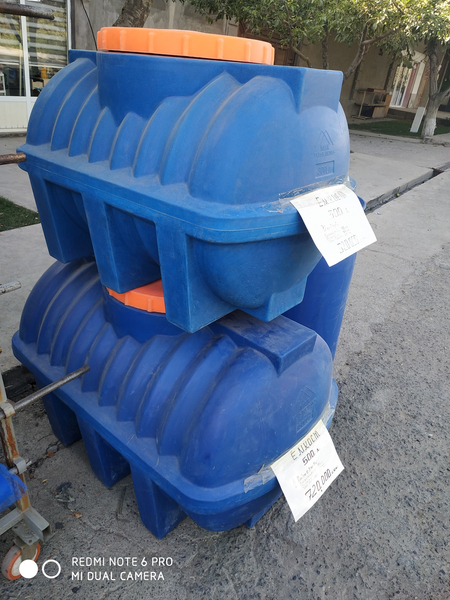 Пластиковые емкость 300л