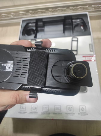 Lenovo videoregistrator . Zudlik bn sotiladi !