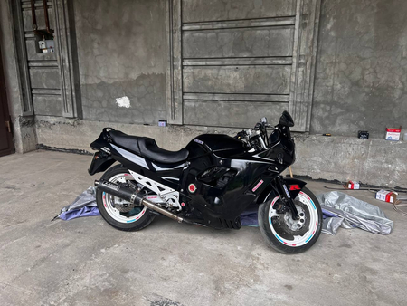 Suzuki katana Gsx750F sporttrouist