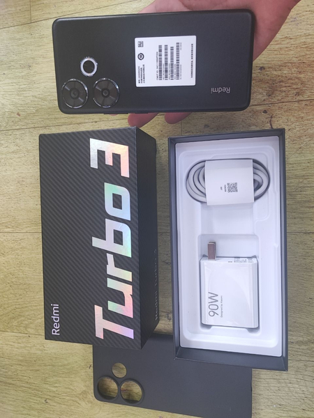 Redmi Turbo 3 (PocoF6) 12+4/256
