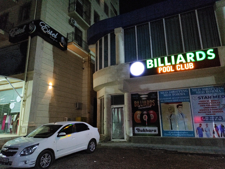 Billiardni biznes hamma narsalari bilan sotiladi