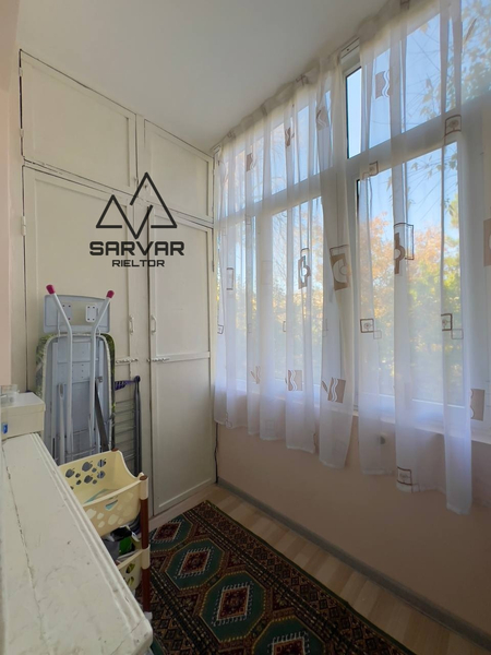 Продам 2в3/3/5 Буюк Ипак Йули Художников