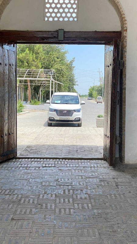 Микроавтобус хизмати