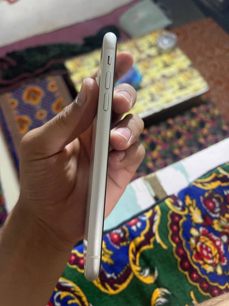 Iphone 11.  128gb