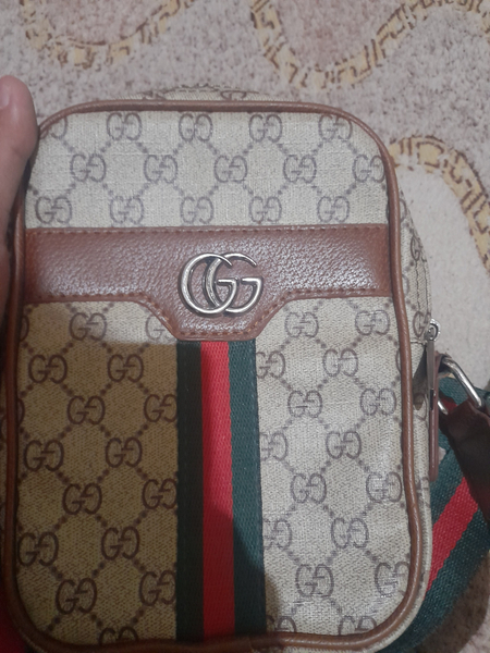 Gucci сумка продаю своя!!!