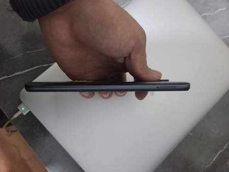 Redmi 10 xolati ideal 1 qol ishlatilgan 6/128 tali karopkasi bor