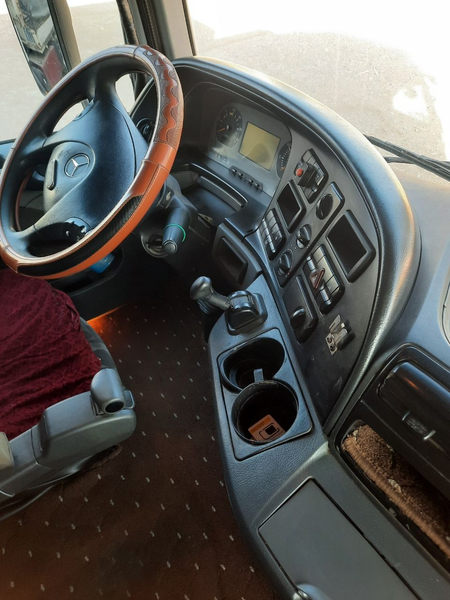 Mercedes Actros + SCHMITZ прицеп cотилади