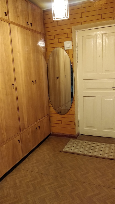 Срочно продается квартира 3/3/5 метро БИЙ