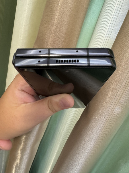 Samsung z fold 5 , 12/256