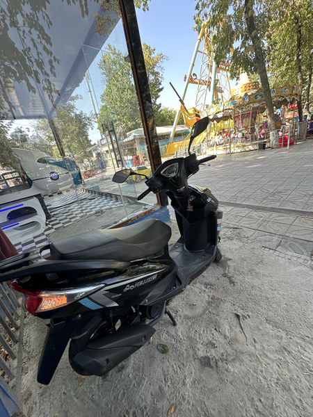 Moto skuter 120km/h