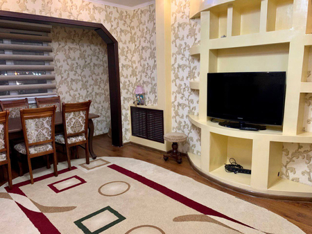 Продаётся квартира Яккасарайский район  2-6-9 улица Бабура