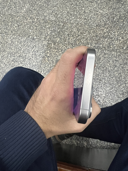 Iphone 15 pro max с гаранией