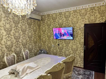 Продам на Юнус Абаде 14 квартале 4/4/4, торцевой, утеплён стены. Есть