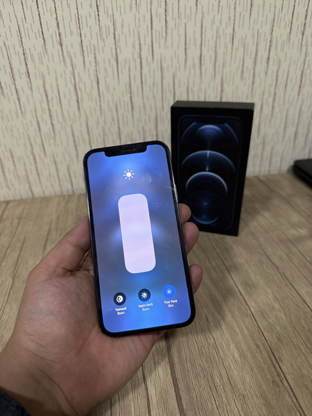 Iphone 12 pro 256 tali karobkali ocilmagan