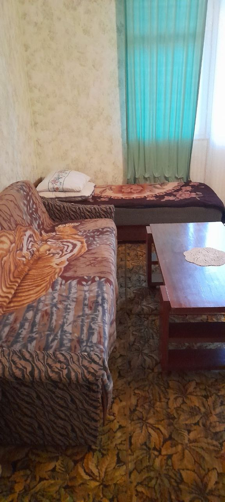 Яшнабадский район, напротив базара Кадышева