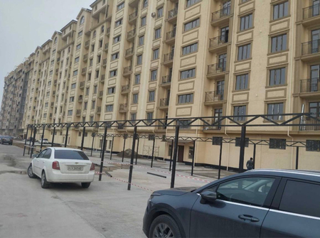 Продается Каропка 76кв  Оринтир Сергели напротив Кия моторс