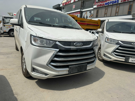 2023 JAC M4 Mikroavtobuslar bizda hozirda qulay narxlarda